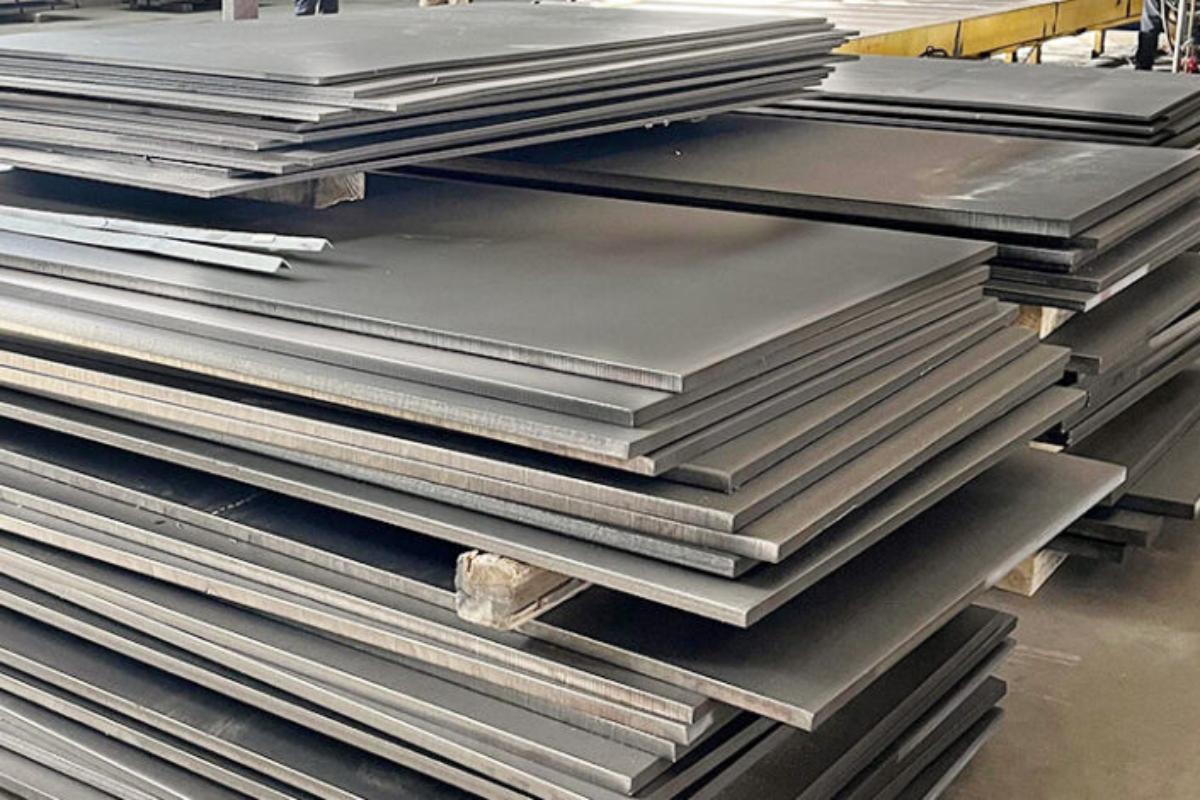 What are Steel Plates Used for? Key Types and Applications - Zhaojian